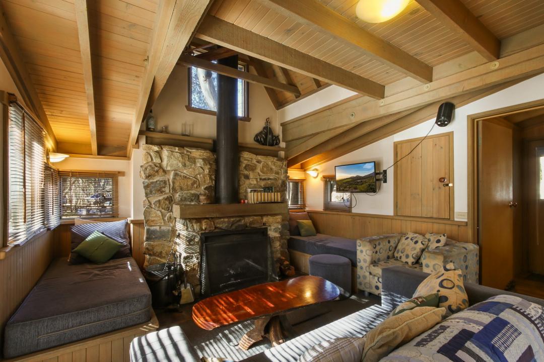 Dinner Plain Accommodation Official Site - Tambo