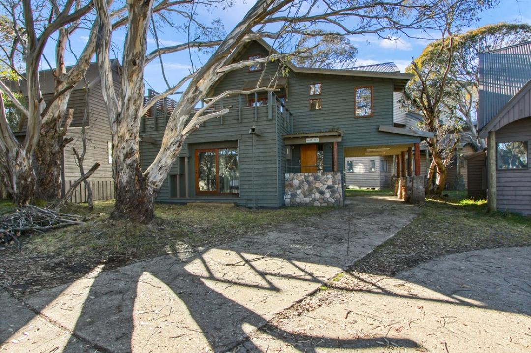 Dinner Plain Accommodation Official Site - Secret Hut